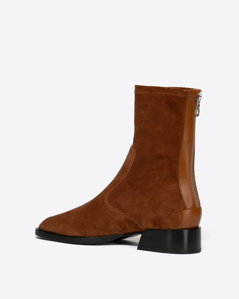 Caro Tan Suede – Labucq